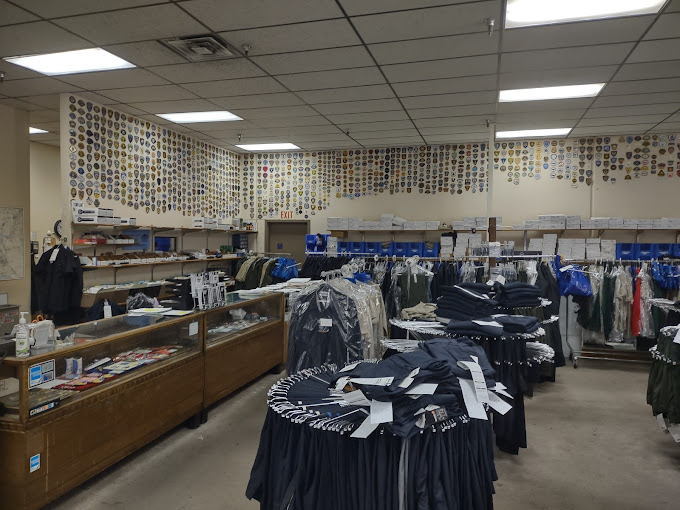 Summit Uniforms | Profile.place